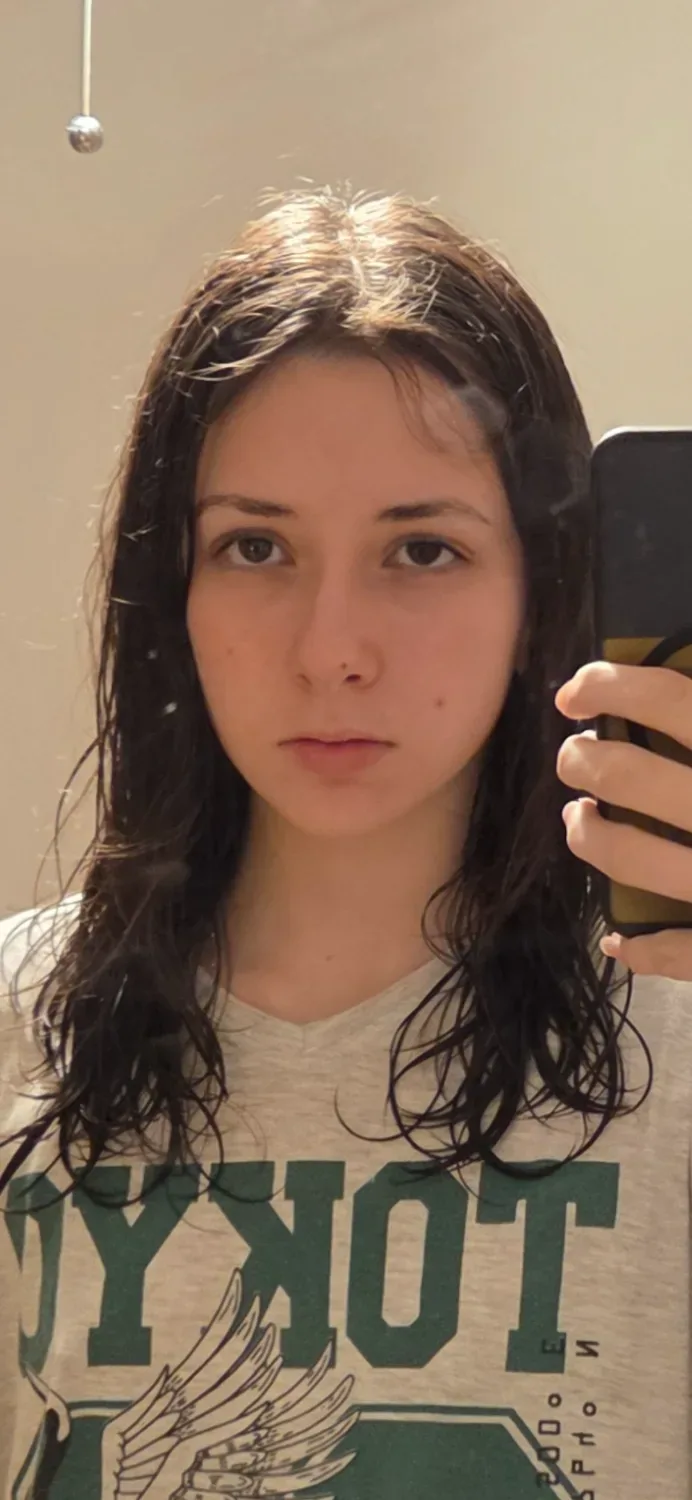 Listen (+mirror pic to avoid lens disortion) | Loop by FaceIQ Labs